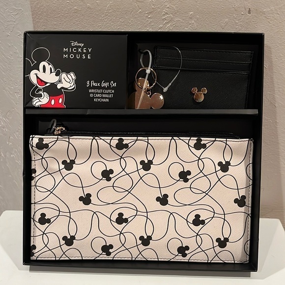 Disney | Bags | Disney Mickey Mouse Gift Set Nwt | Poshmark